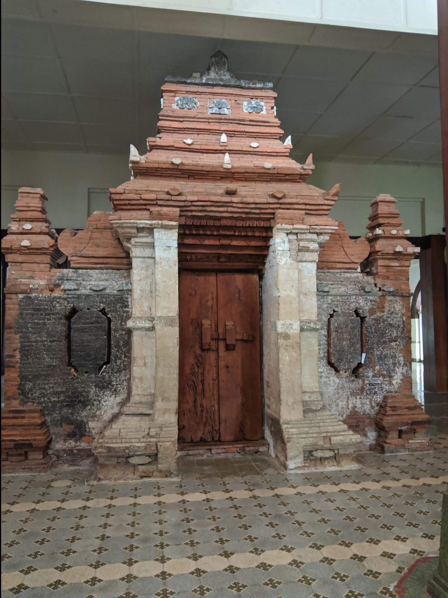 [HIMAPEDIA] Arsitektur Masjid Menara Kudus dalam Bingkai Akulturasi ...